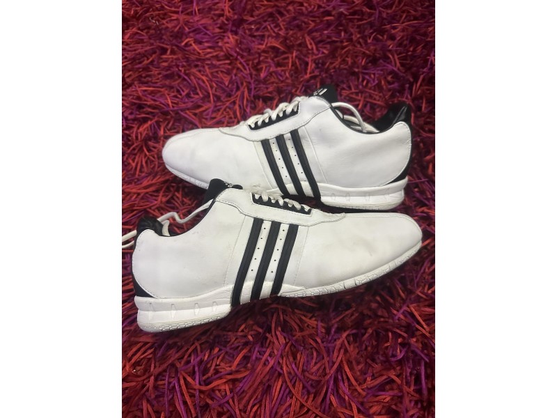 Adidas patike 42