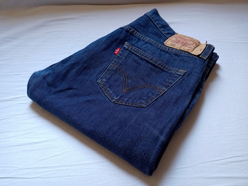 Levis 501 - Regular Straight Fit Jeans