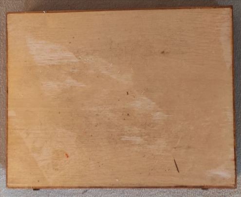 Starinska drvena kutija 32x25x4.5 cm