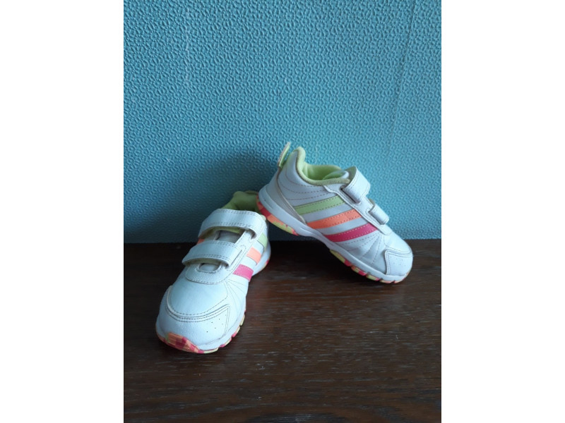 PATIKE "ADIDAS" br. 25/15,5cm.