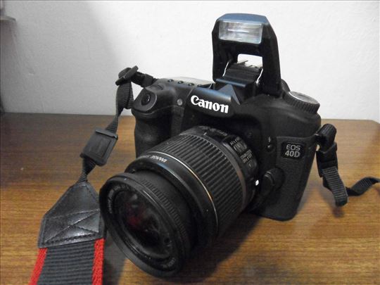 DSLR fotoaparat Canon 40D, kutija i oprema, ocuvan