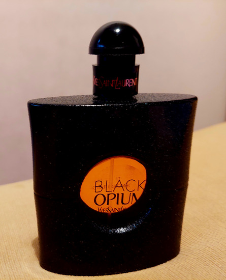 Black opium 90ml Yv Saint Laurent SNIZENO AKVIJA