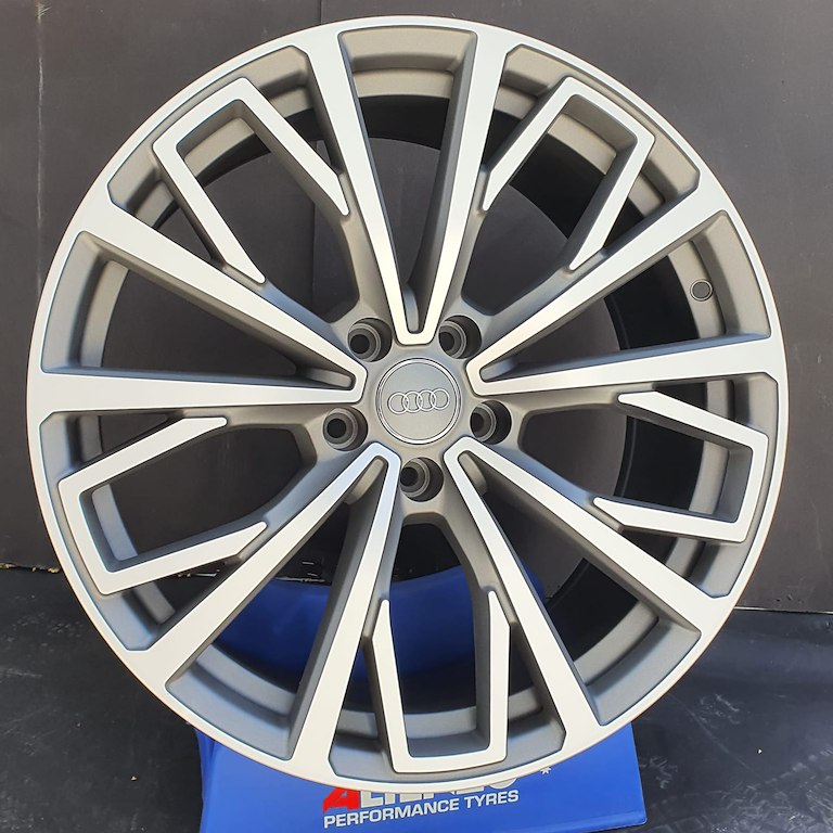 ALU FELNE
8.5J x20 ET35 5x112