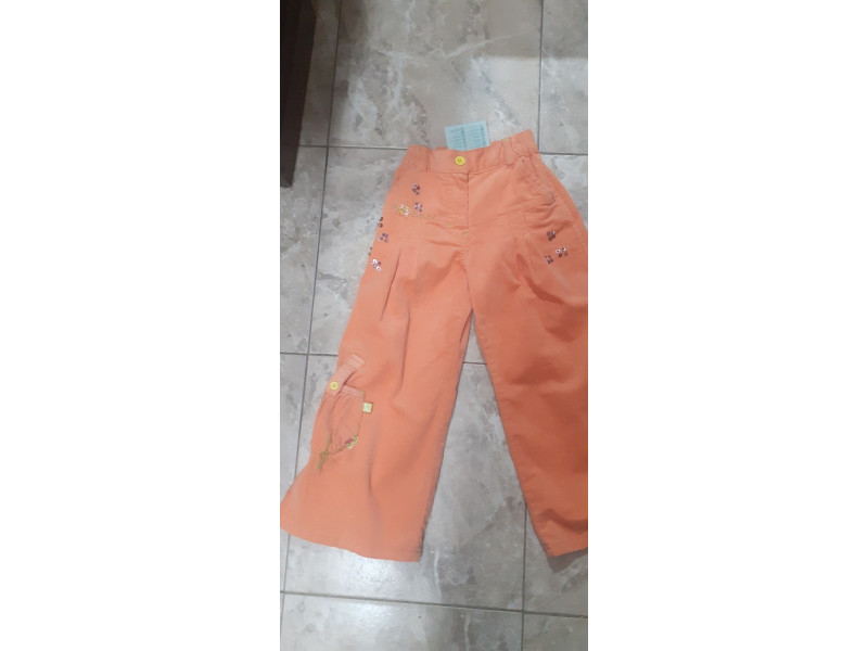 "13"NOVO zvonarice pantalone vel 4