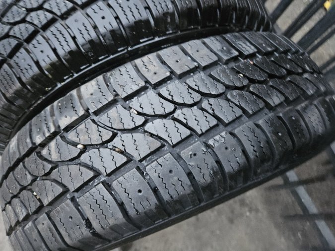 195/70 R15 Tigar