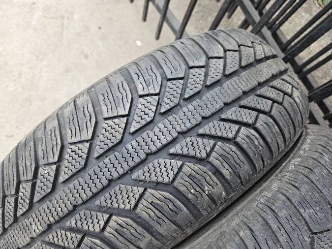 195/65 R15 Semperit