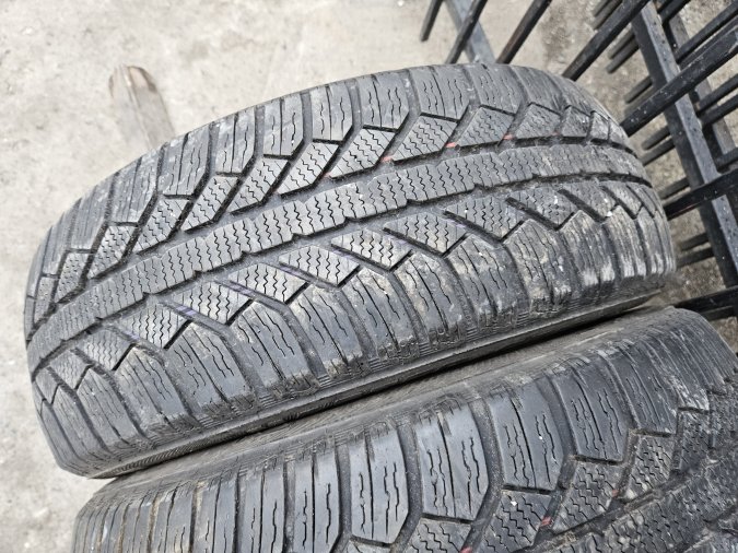 185/60 R15 Semperit