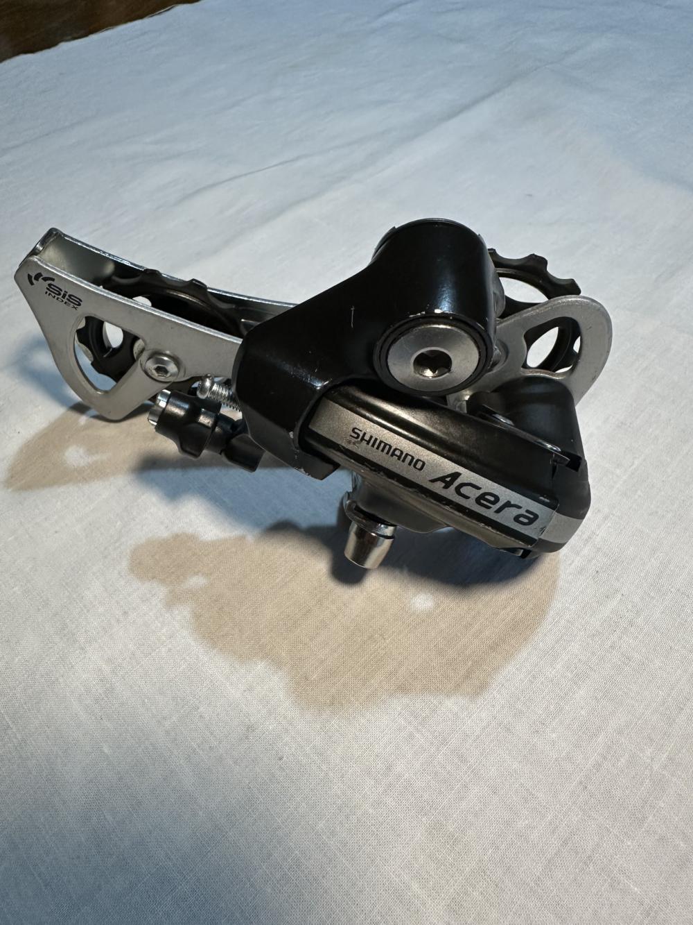 Shimano acera