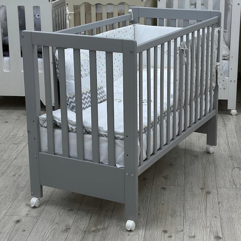 Naturino krevetac za bebe sivi
