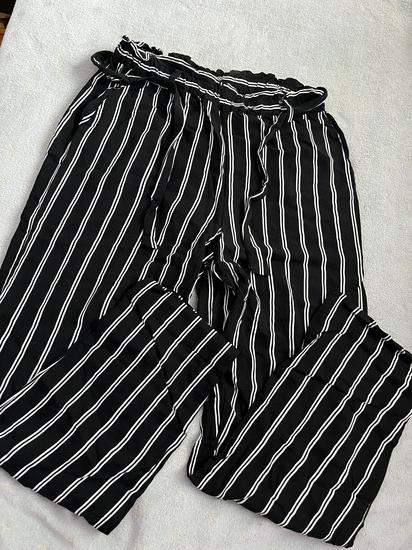 H&M pantalone/šalvare