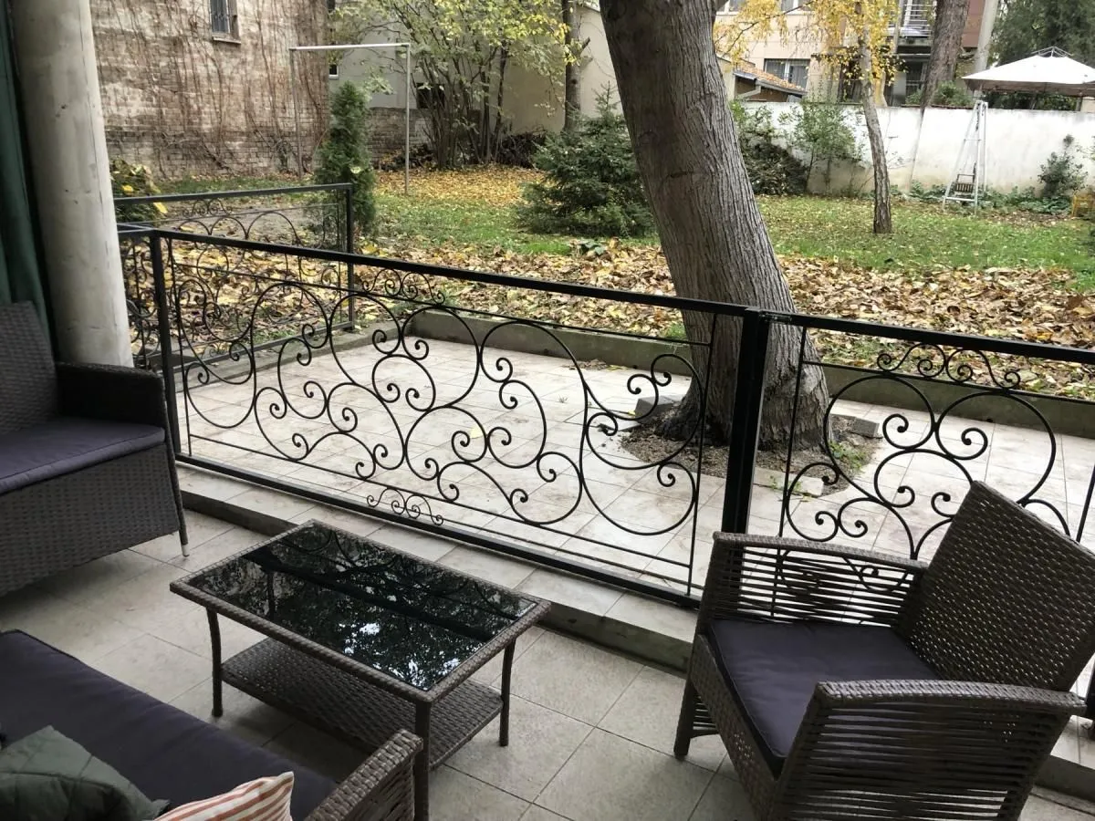 Izdavanje, jednosoban stan, 40m2, Vračar, Beograd