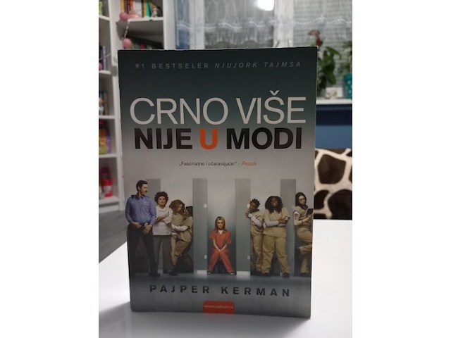 Pajper Kerman- Crno više nije u modi