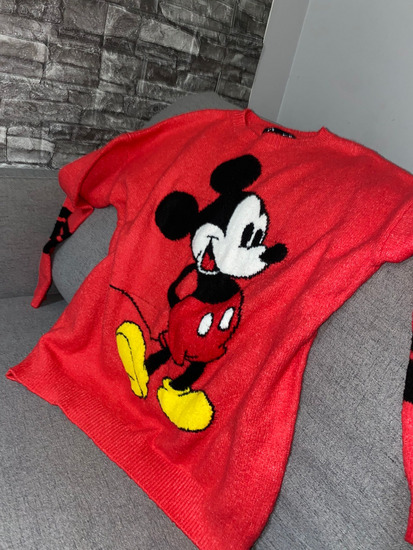 Nov Mickey Mouse dzemper