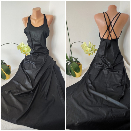 Crna haljina sa slicem vel L