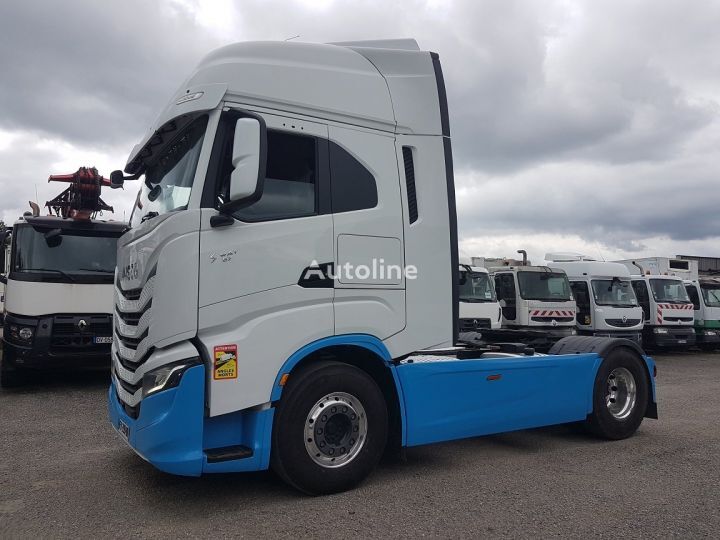 IVECO S-WAY 570 FULL EQUIP - New engine tegljač