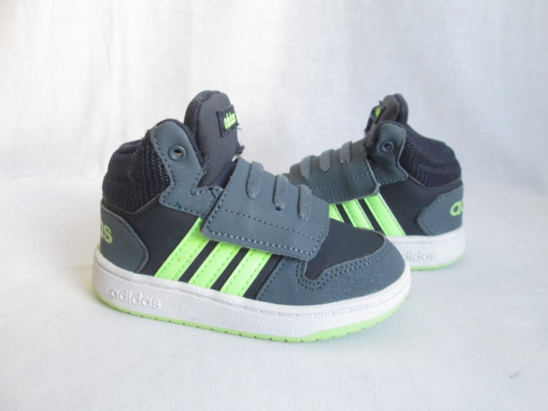 DUBOKE PATIKE "ADIDAS" 24 KAO NOVE