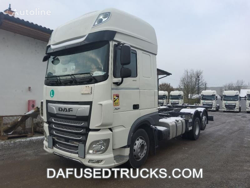 DAF FAN XF480 vozilo za prevoz kontejnera