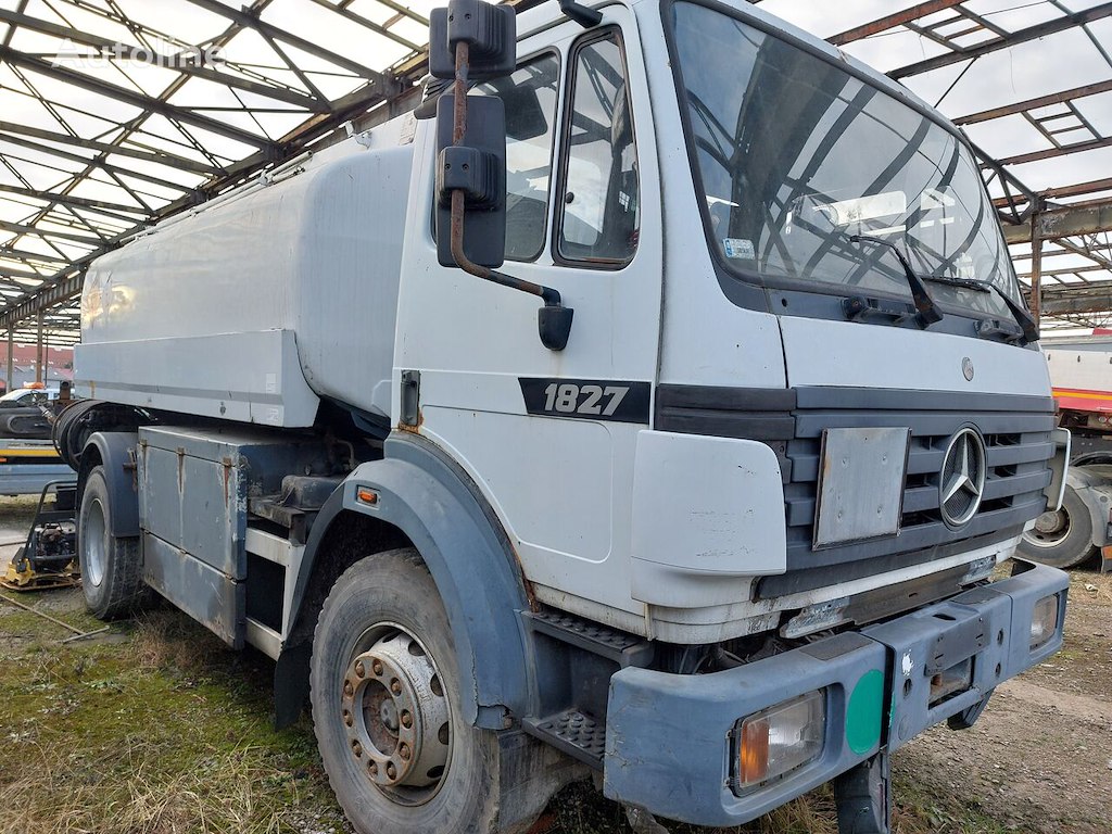 Mercedes-Benz 1827 autocisterna