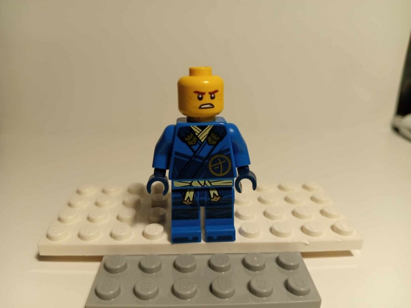 Lego njo814 nekompletan