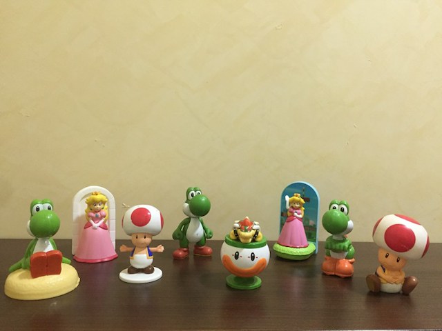 Super Mario figure