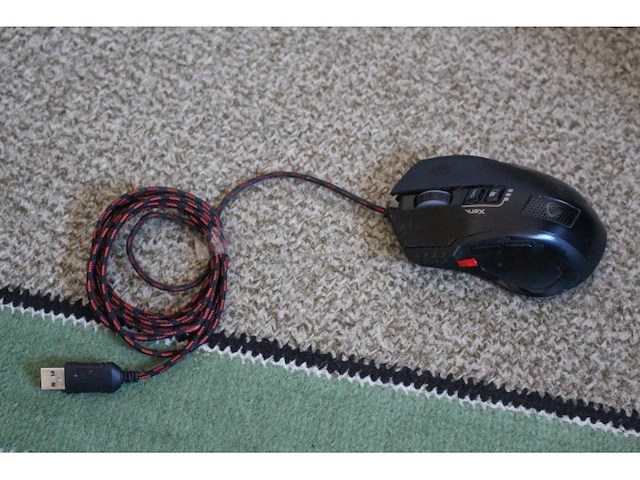 Genius Xenon 200 gaming mouse