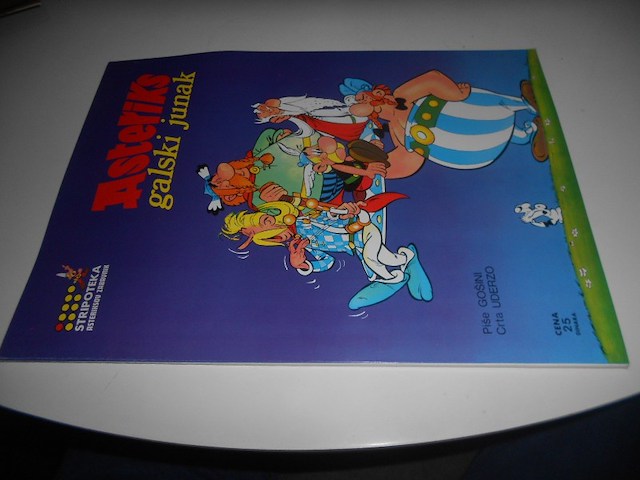 asteriksov zabavnik 1 galski junak  asteriks + poster
