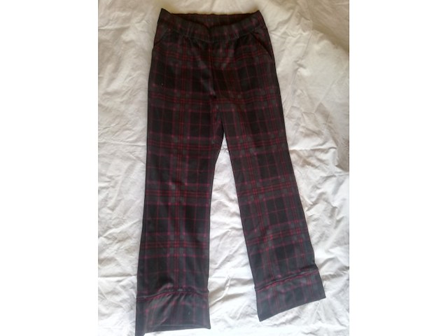 Nekoriscene pantalone