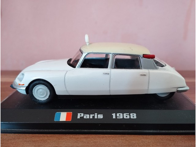 Citroen DS 19 (1968) Paris Taxi