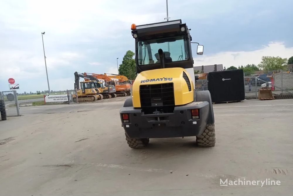 Komatsu WA 90-6 wheel loader prednji utovarivač