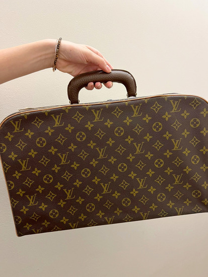 Louis Vuitton vintage kofer Original sa inicialima