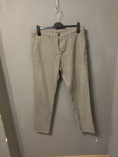 Zara pantalone 32