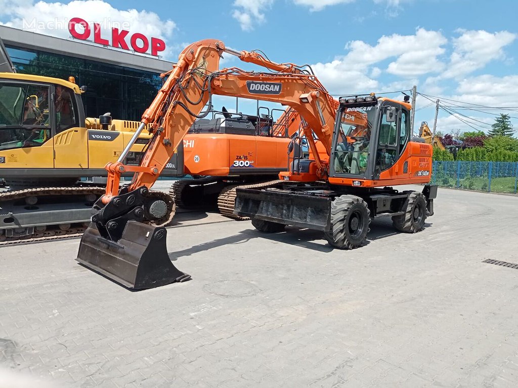 Doosan DX140 W CERTYFIKAT CE RATY - KREDYT bager točkaš