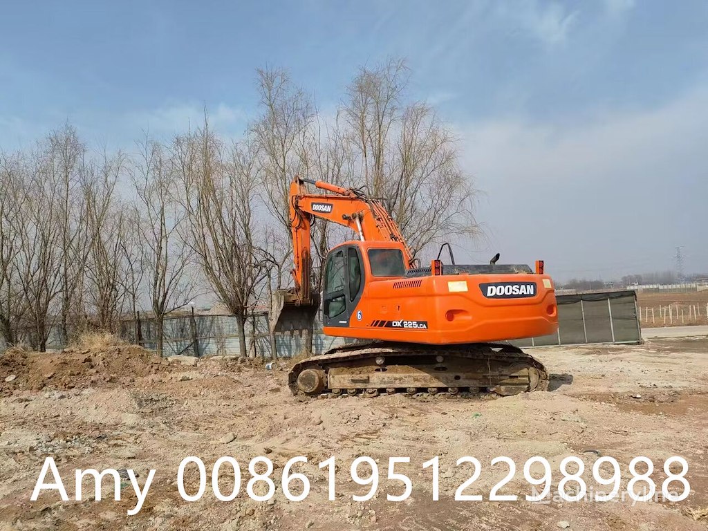 Doosan DX225LCA bager guseničar