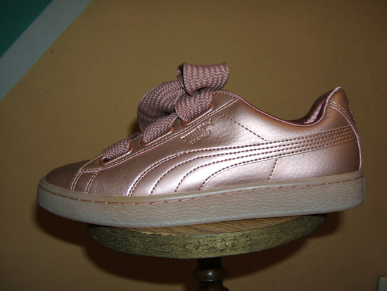 PUMA patike puder roze metalik NOVO