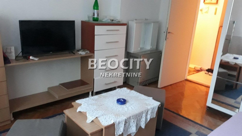 Dvosoban stan, 51 m2, Novi Sad, Bulevar Kralja Petra ID: 106888