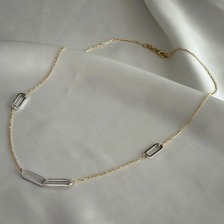Moderna ogrlica sa krupnim alkama, belo i žuto zlato