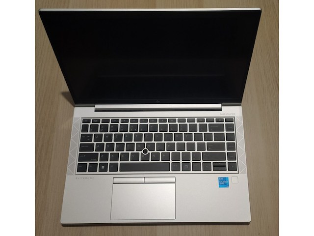 HP EliteBook 840 G8 ,  I5 - 1145G7 , 16GB Ram , NOV