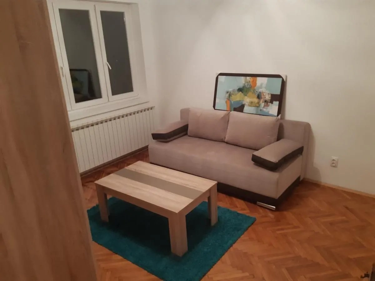 Izdavanje, jednosoban stan, 36m2, Kalenić Pijaca, Vračar, Beograd