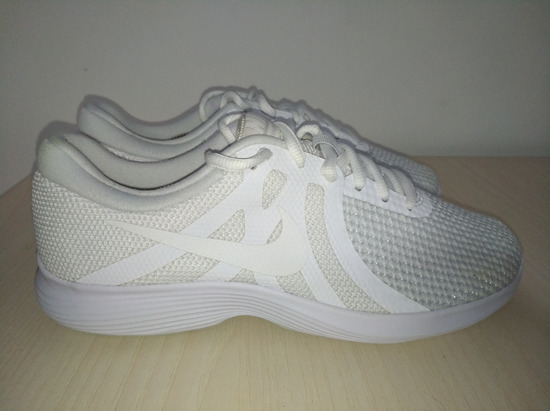 Nike Revolution 4 zenske patike br 40,5