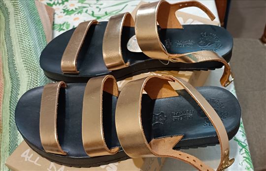 Nove žeske kožne sandale