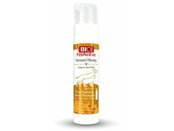BIO PetActive Natural Honey Dry Washing foam Shampoo za pse 150g