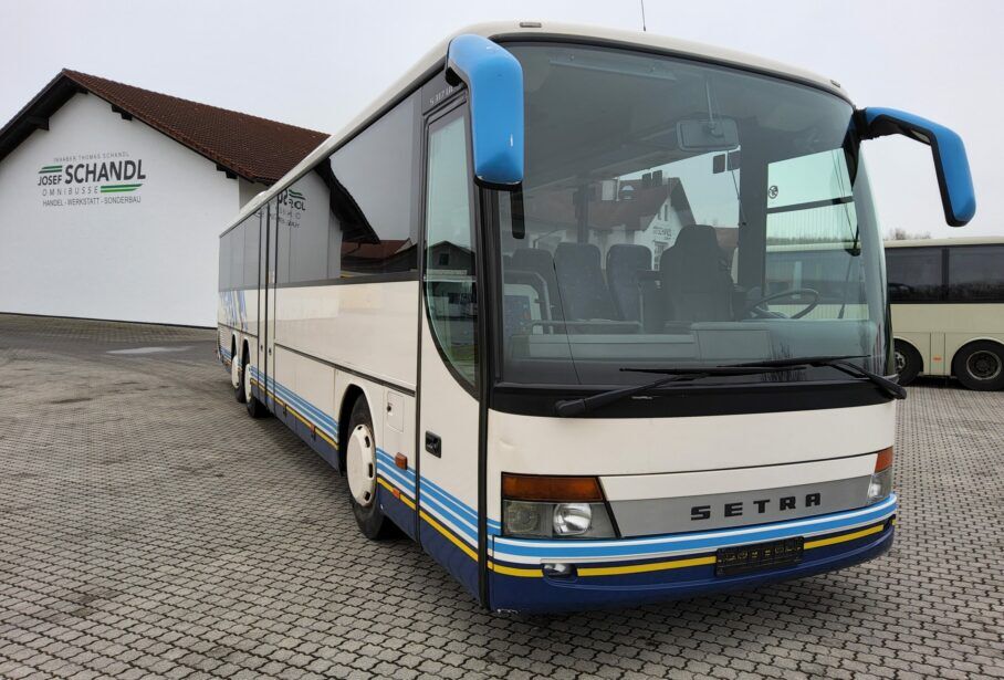 Setra S 327 UL prigradski autobus