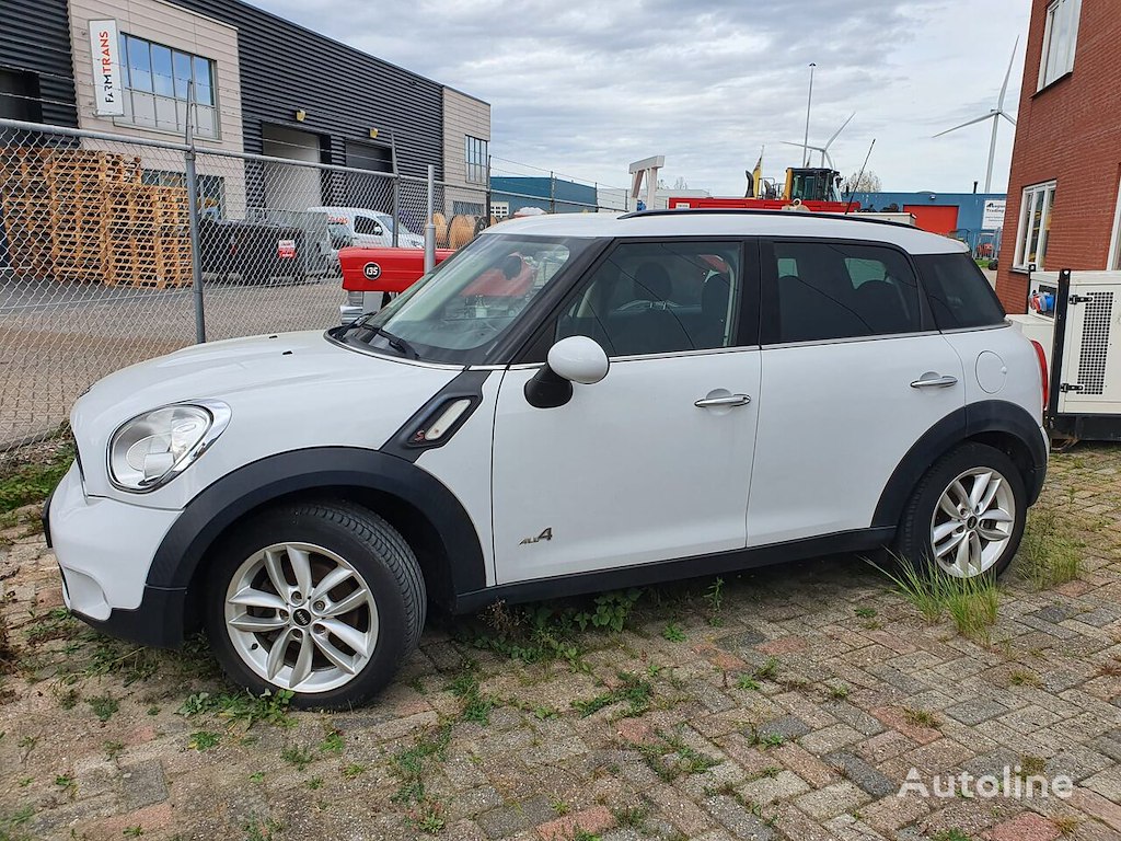 Mini Cooper Countryman hečbek