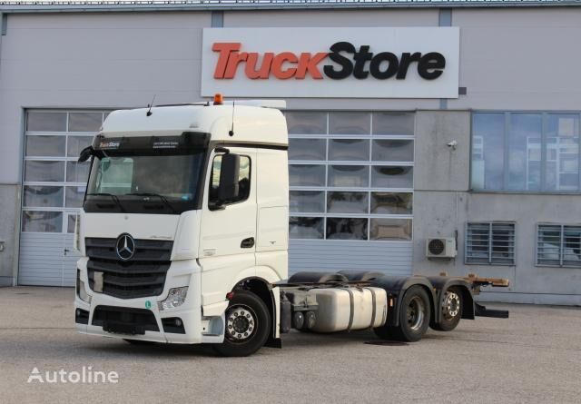 Mercedes-Benz Trucks Actros 2545LL 6x2 kamion šasija (13150G2015)