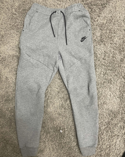 Nike Tech Fleece