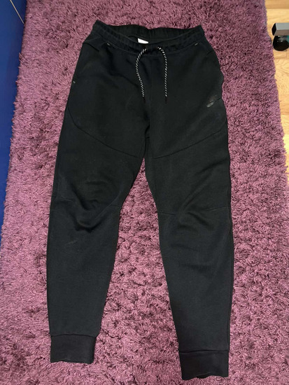 Nike Tech Fleece