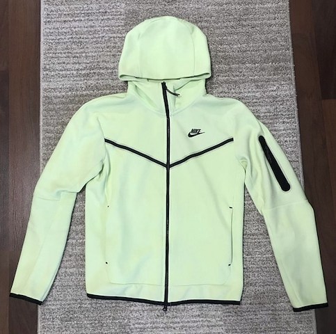 Nike Tech Fleece Neon