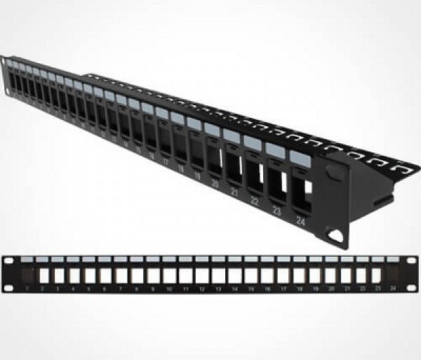 ANSEC Patch panel prazan