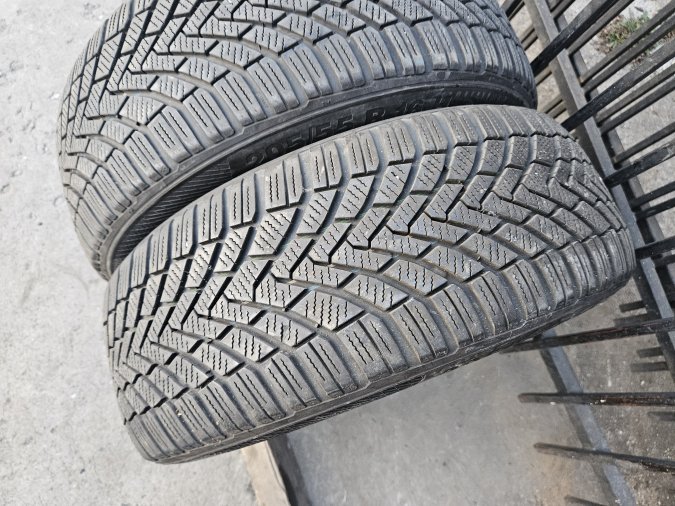 205/55 R16 Continental