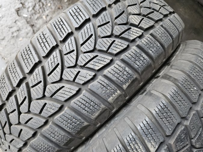 195/65 R15 FIRESTONE